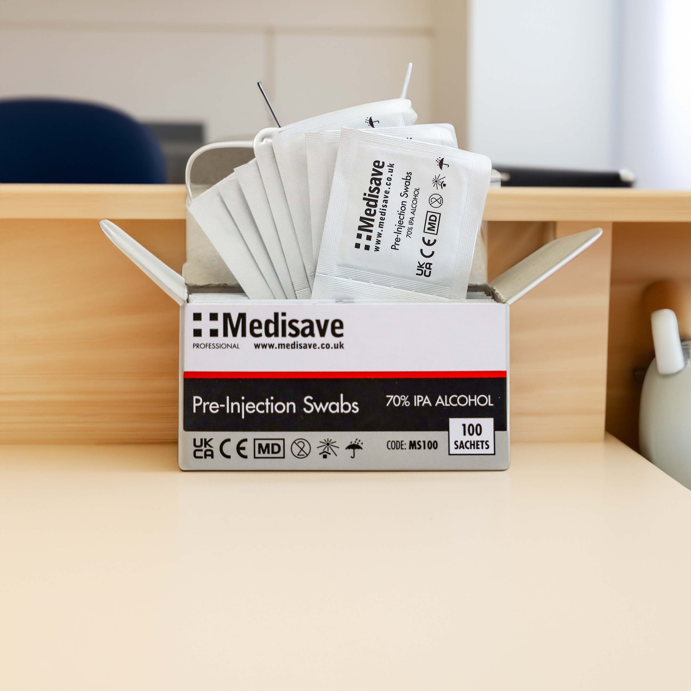 Medisave Professional 70% Alcohol IPA Pre-Injection Swabs x 100 ...