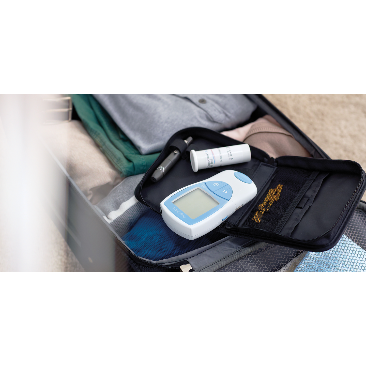 CoaguChek XS Kit – Medisave UK