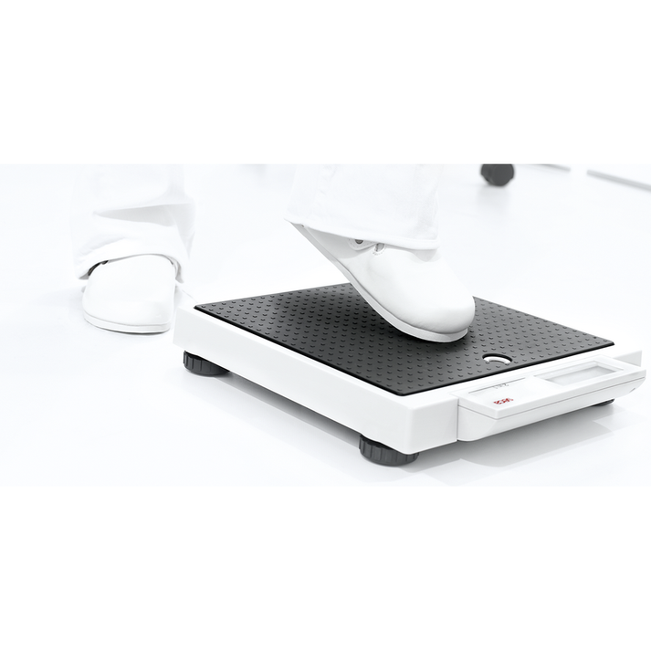 Seca 876 Non-Medical Flat Scales for Mobile Use – Medisave UK