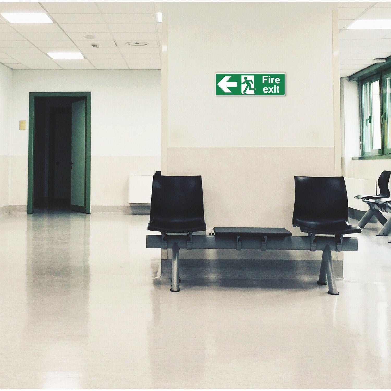 Fire Exit Sign - Arrow Left - CLEARANCE – Medisave UK