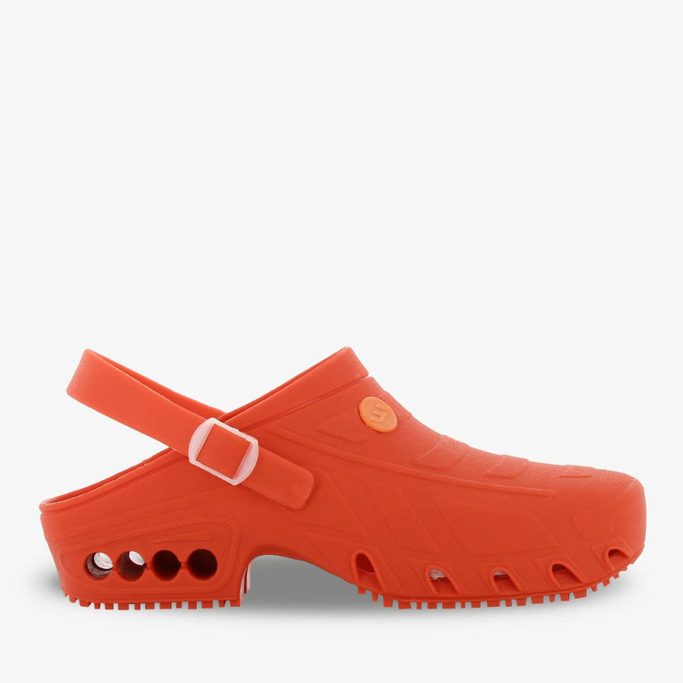 OxyClog Autoclavable Nursing Clog – Medisave UK
