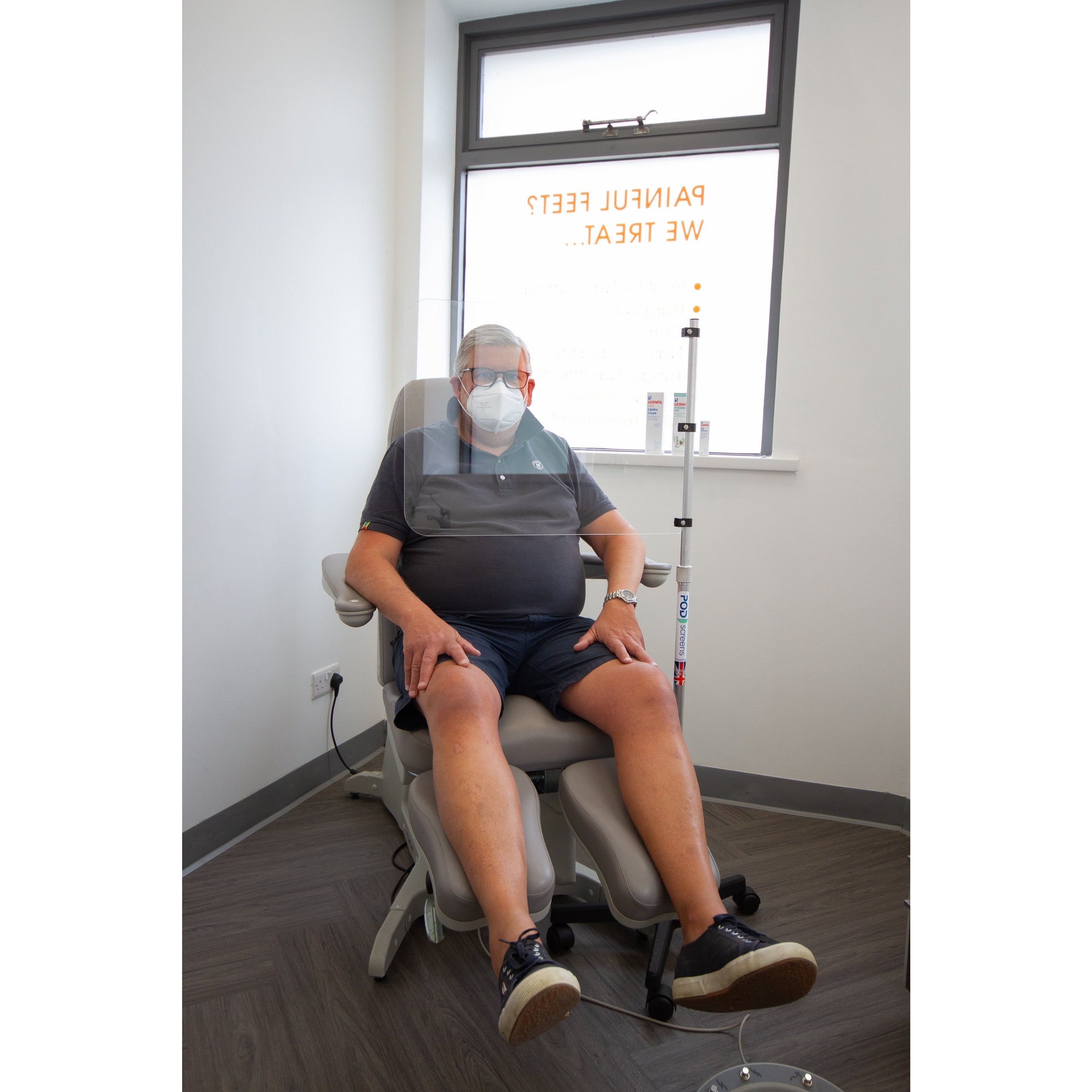 Freestanding Protection Screen – Medisave UK